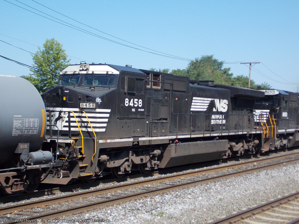 NS 8458